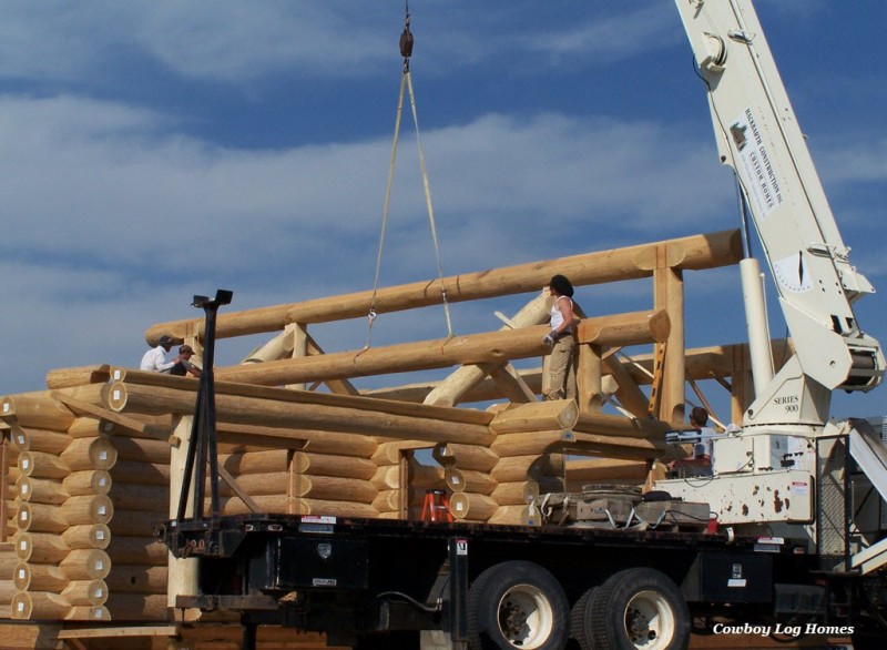 Ridge Pole Being Set | Cowboy Log Homes