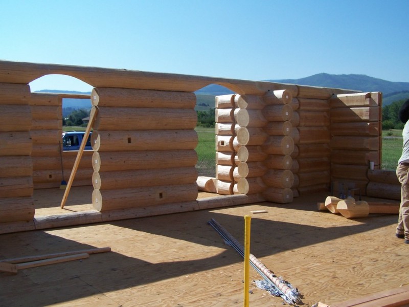 Day Two Log Shell Assembly | Cowboy Log Homes