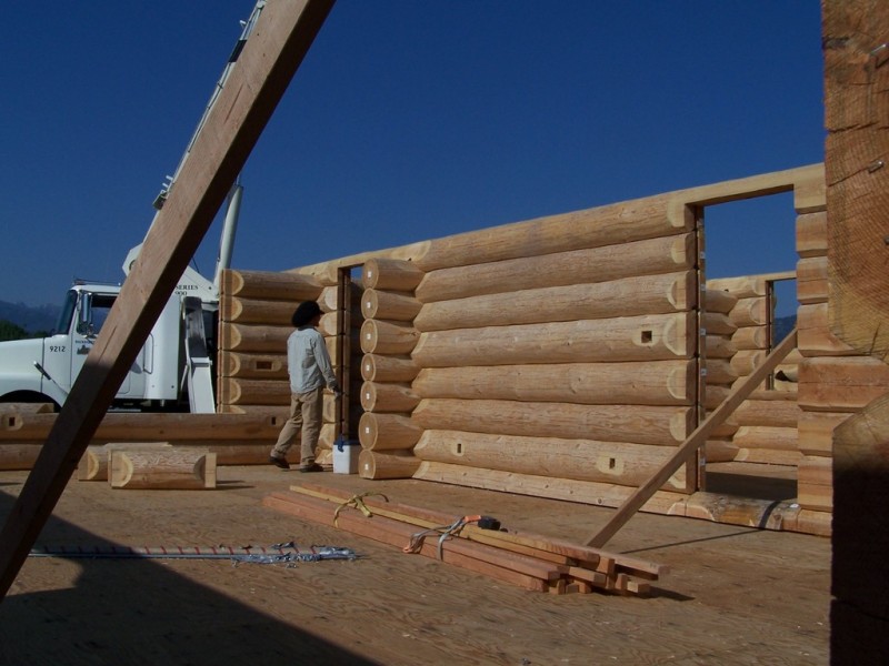 Day Two Log Shell Assembly | Cowboy Log Homes