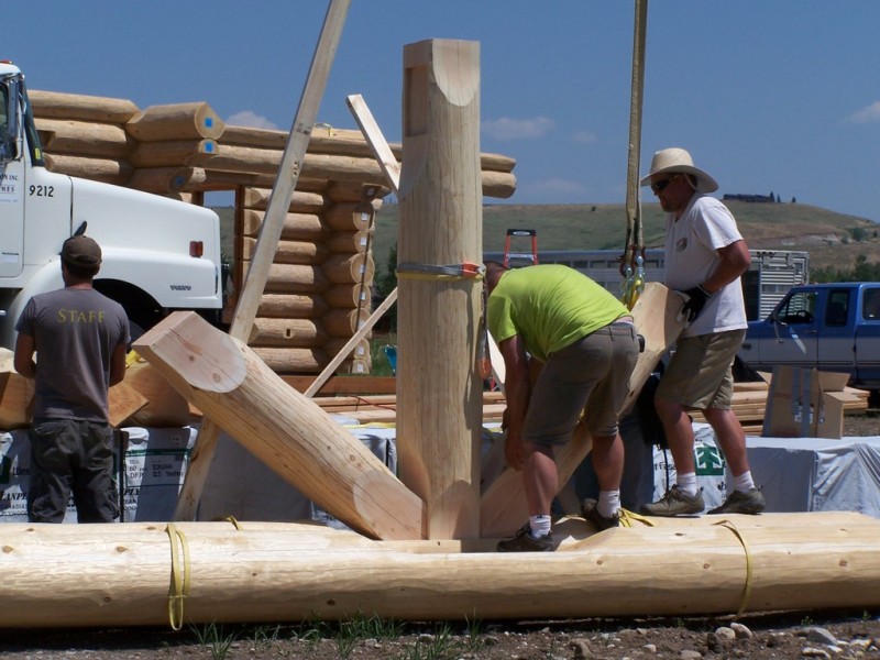 Day Two Log Shell Assembly | Cowboy Log Homes
