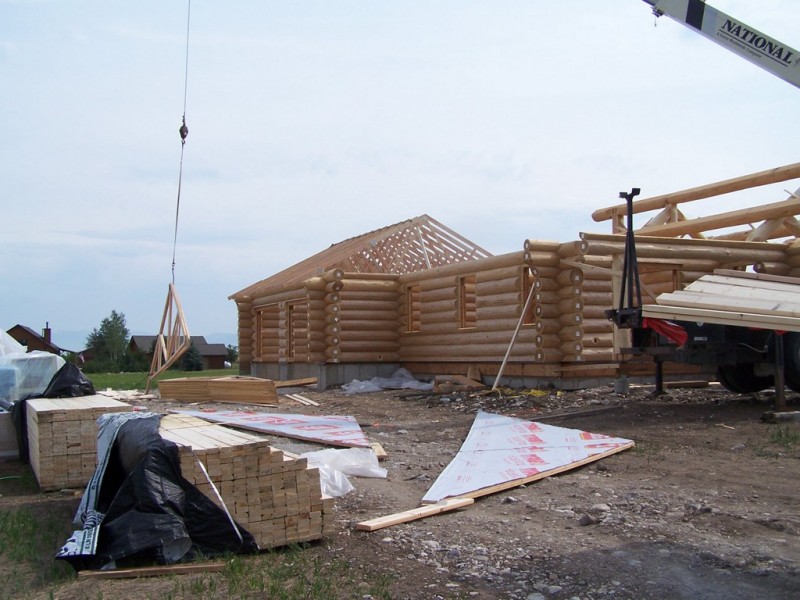 Day Three Log Shell Assembly | Cowboy Log Homes