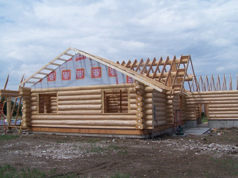 Day Four ~ Roof Framing | Cowboy Log Homes
