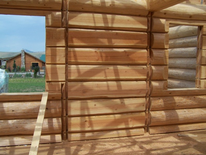 Day Four ~ Roof Framing | Cowboy Log Homes